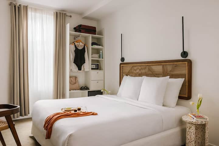 Sonder At Yelo Belle Epoque | King Room - Cannes