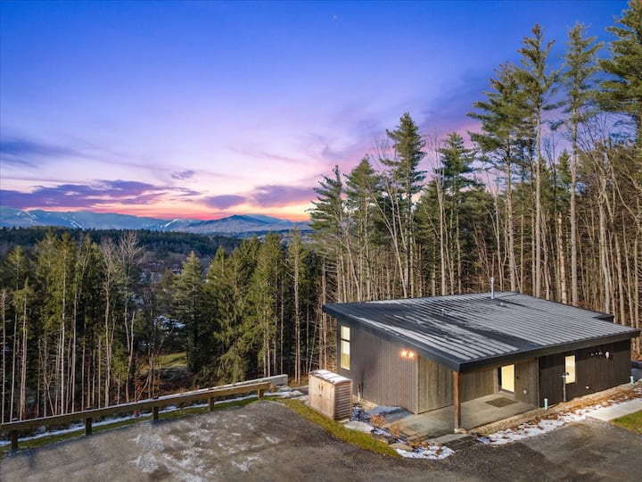 Mountaintop Retreat, Stunning Views - The Kelley - Stowe, VT