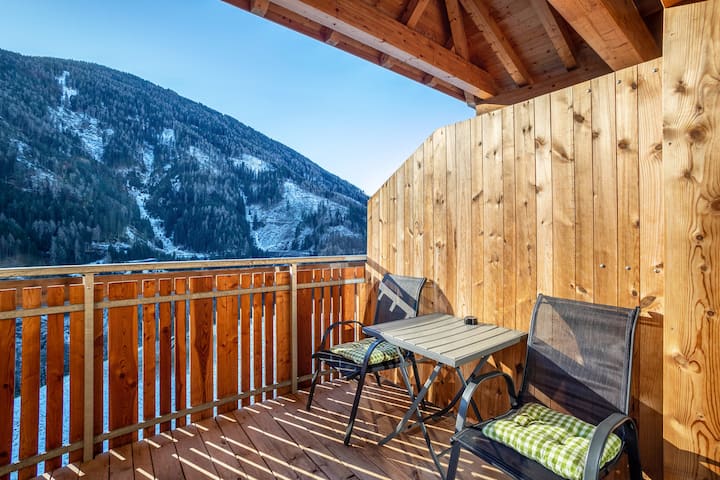 Kreuzplonhof Apt Dorfblick - Plose