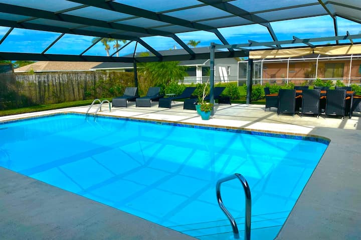 Vrcc Villa The Rocks - Where Luxury Meets Beauty - Cape Coral, FL