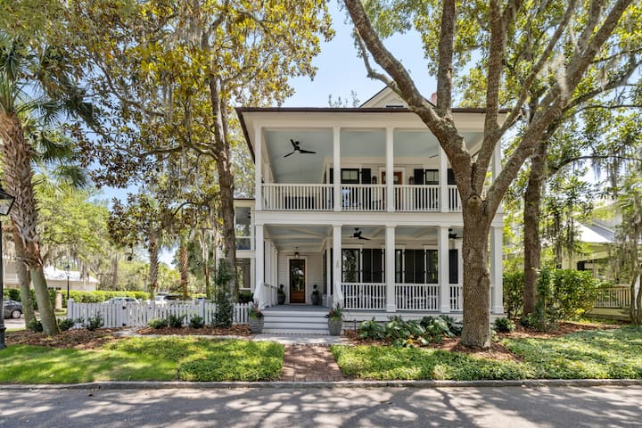 Fun Bunk Room + Separate Guest Cottage - Bluffton, SC