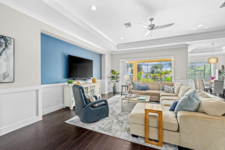 Waterfront 3br With Pool, Spa & Dock - Bonita Springs, FL