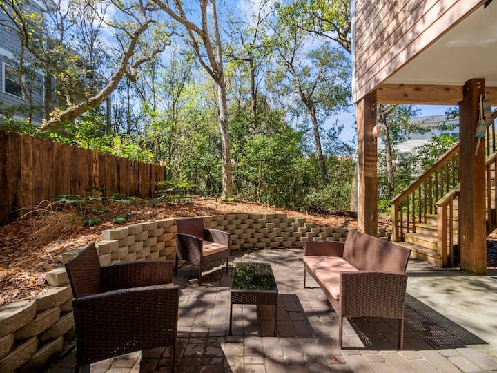 Quiet & Secluded Beach Cottage. Easy Walk 2 Beach - Surf City, NC