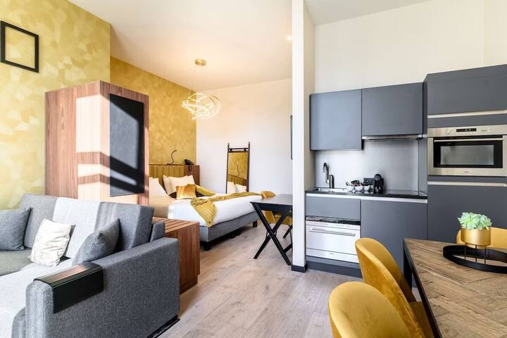 Stylish Oudenaarde Stay: Modern Room W/ Kitchen - Maarkedal