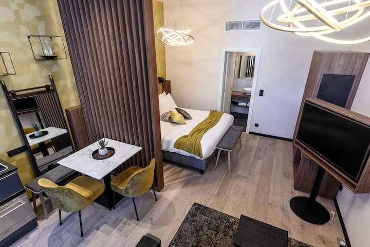 Steps From Market Square & Bike Trails | 2 Units - Oudenaarde