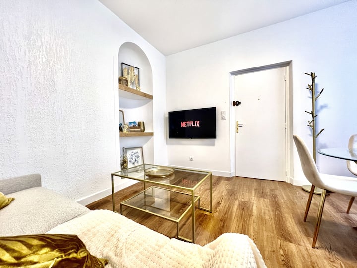Phoebus:arrivée Autonome-netflix-clim-linge Inclus - Romorantin-Lanthenay