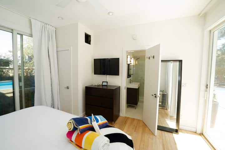 Garden Bedroom B - Fire Island, NY