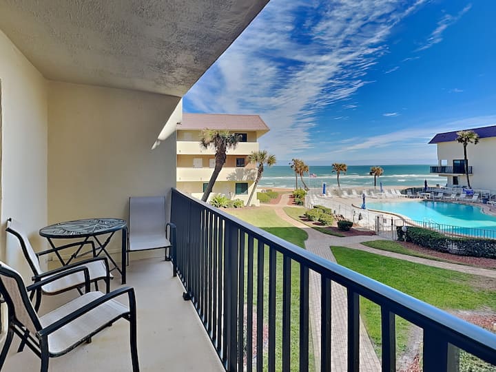 Bent Palm 218 | Pool Access, Walk To The Beach! - Ormond Beach, FL