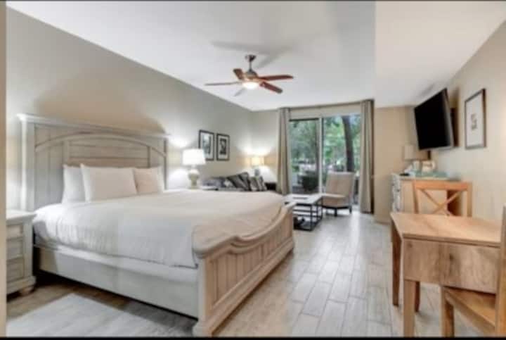 Luxury Ground Floor Studio In Baytowne Wharf's Bahia - Santa Rosa Beach, FL