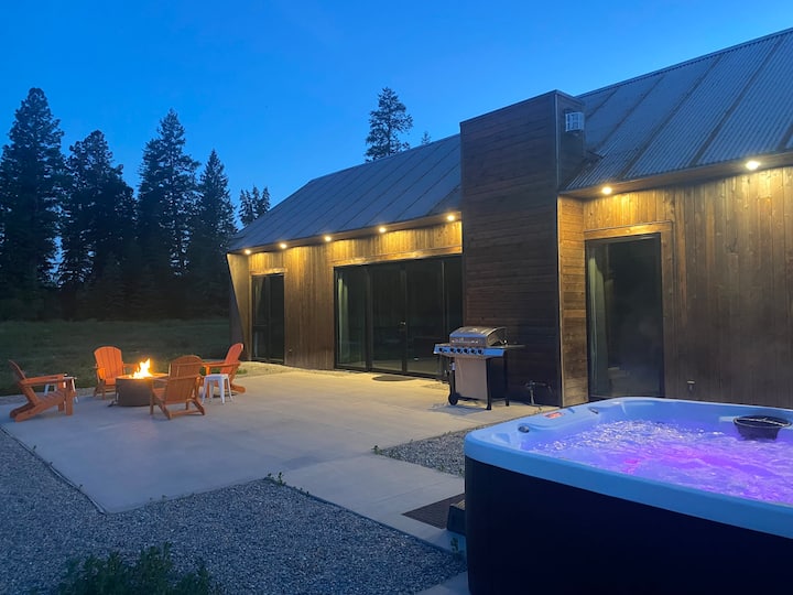 Stillwater River Cabins - Modern Rustic Getaway #2 - Montana