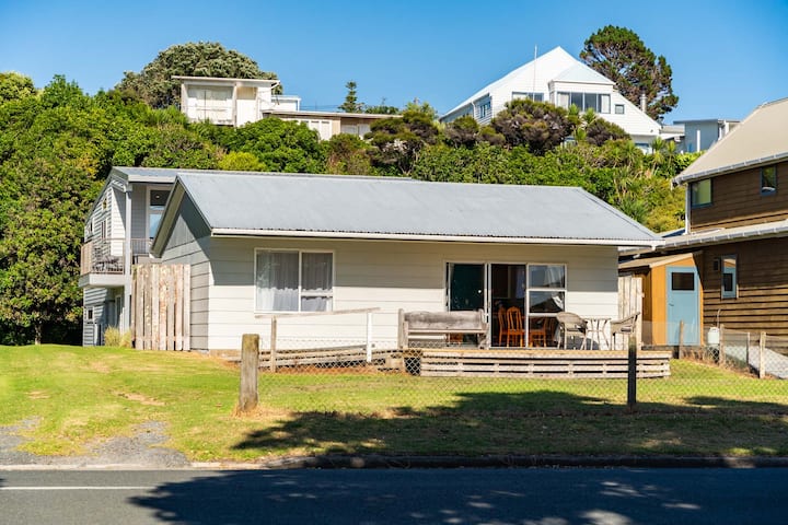 The Daydreamer - Mangawhai Heads Holiday Home - Mangawhai