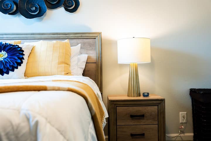 Luxury Room In A Medical Center Gated Community - San Antonio