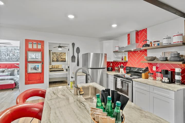 Renovated Bungalow With Work Space, Kitchen, Patio - St. Augustine, FL