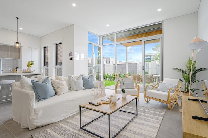 Spacious 5br Coastal Retreat By Shell Cove Marina - Kiama