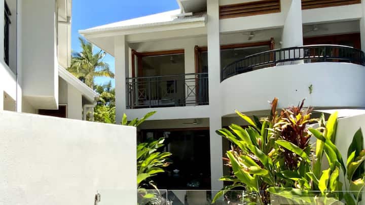 Beach Villa At Templemoon | Port Douglas - Port Douglas