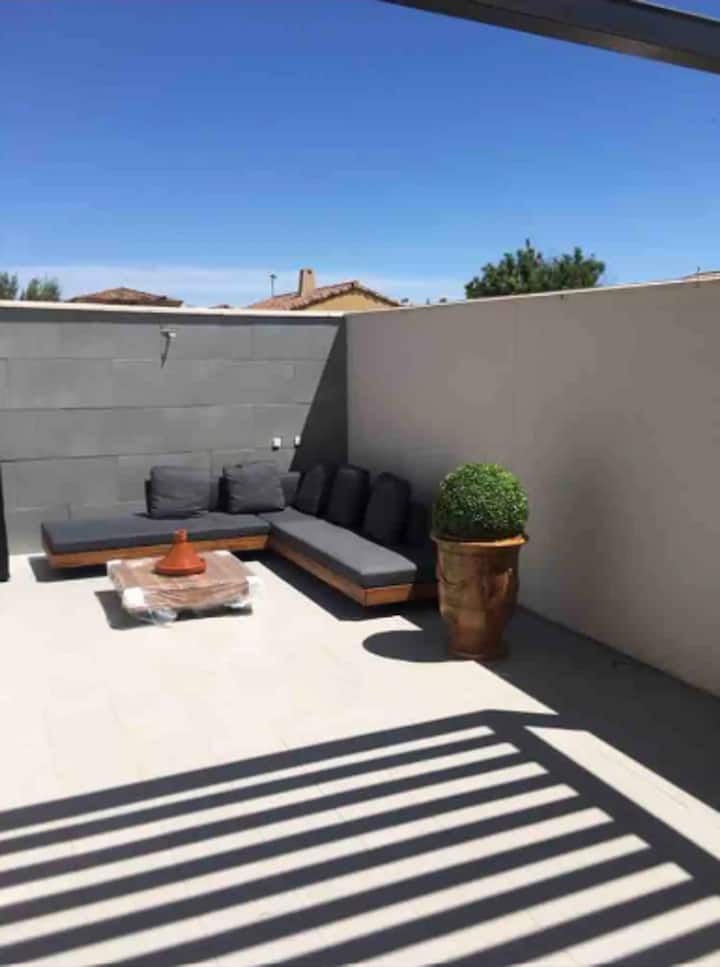 Villa Charmante à Saint-gilles Avec Piscine - Saint-Gilles