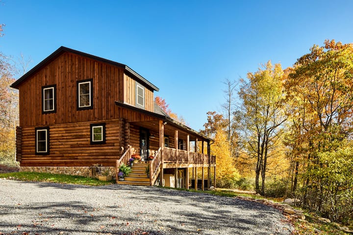 Featured In A Magazine! Stunning Luxury Cabin! - Deep Creek Lake, MD