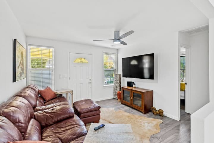 The 'Diamond Mtn' - Calistoga In-town Apartment - Calistoga, CA