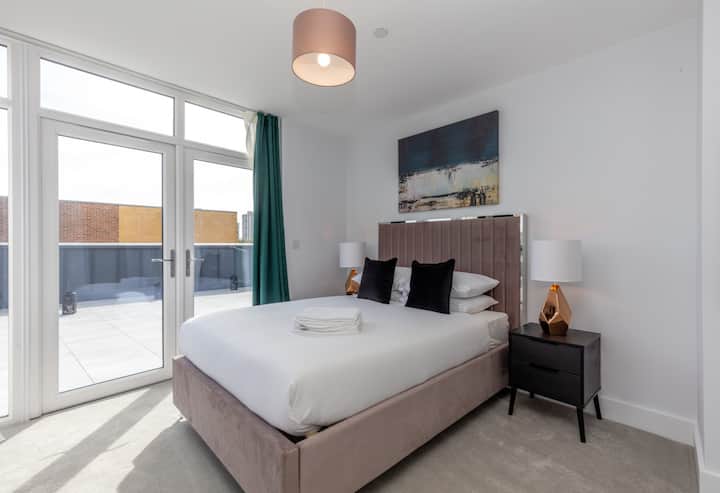 Delightful Deluxe South Central London Apartment - Londen