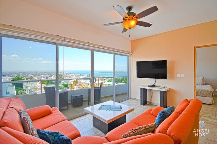 Private Oceanview Balcony, Fiber Wifi & Pool - La Paz