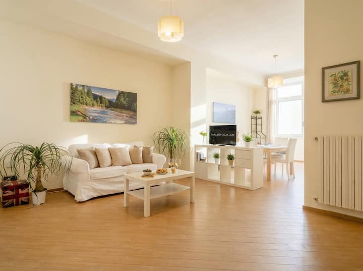 Carlotta - Central Cozy Apartment - Bari