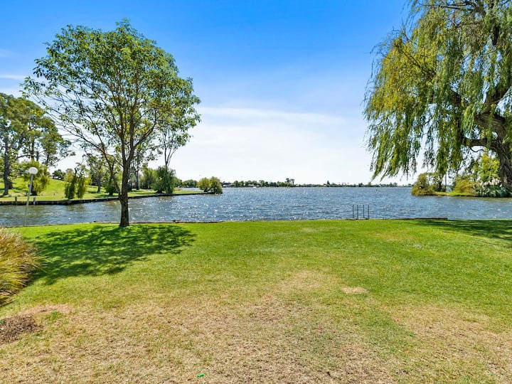 Yarrawonga Lakeside Apartment  23 - Yarrawonga