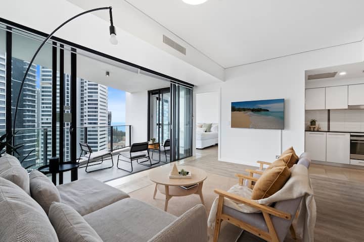 Modern Sierra Grand On The 14th Floor, #14 - Broadbeach