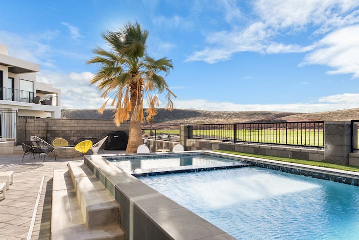 High-end Pool Gem ~ Upscale Golf Community ~ Views - Hurricane, UT