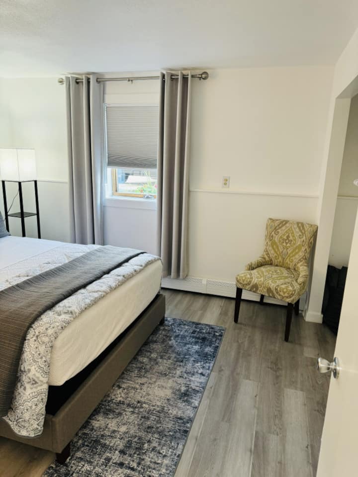 North Star Place Apt 4, 2 Bed 2 Bath - Fairbanks, AK