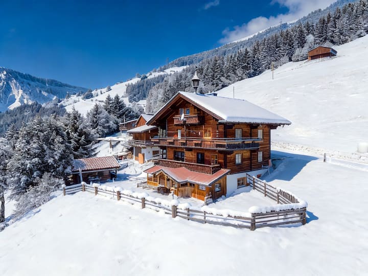 Chalet Dans Les Montagnes Avec Belle Vue - Österreich