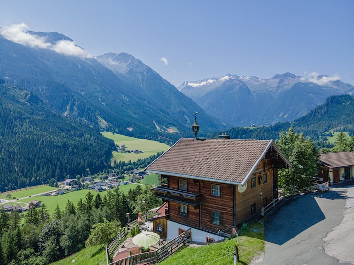 Chalet Dans Les Montagnes Avec Belle Vue - Krimml