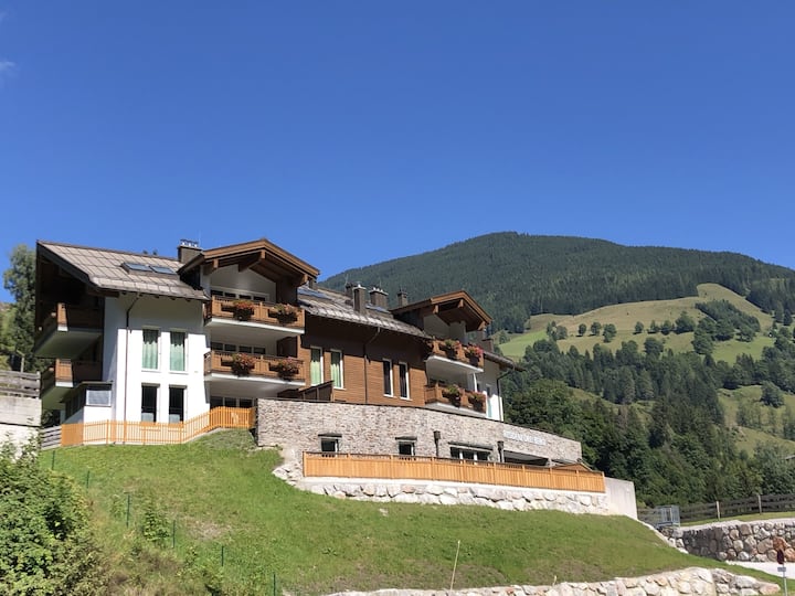 Appartement Moderne Avec Jardin Clos - Viehhofen