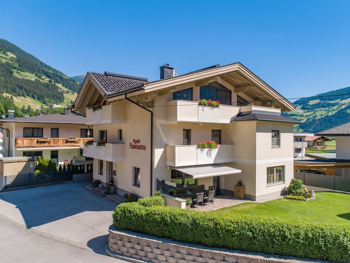 Mooie Appartement Met Een Balkon - Mayrhofen