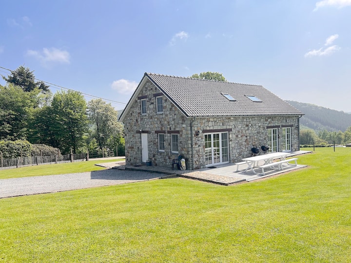 Maison De Groupe Avec Cheminée Et Jardin - Lierneux