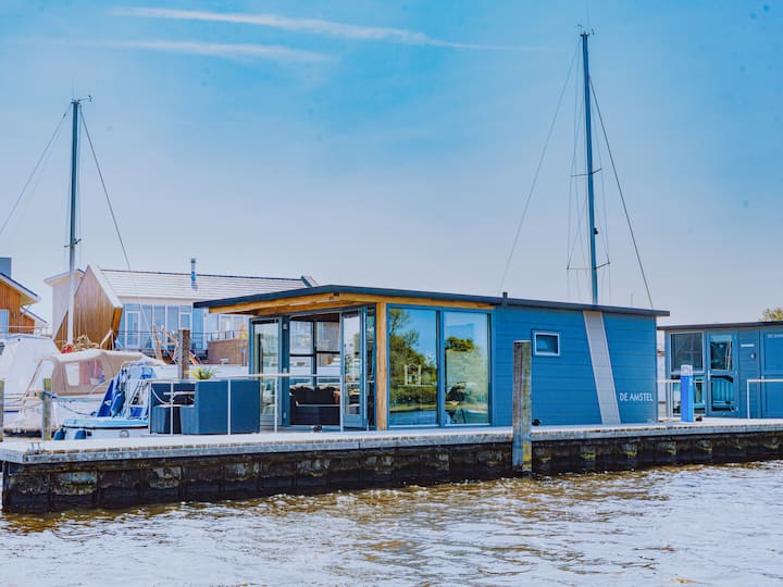 Belle Péniche Avec Terrasse Au Bord De L'eau - Uitgeest