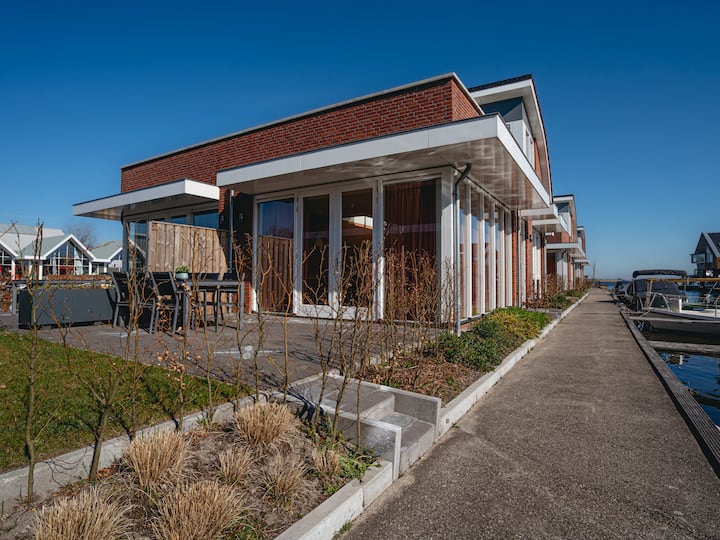 Maison De Luxe Directement Sur L'eau - Wijk aan Zee