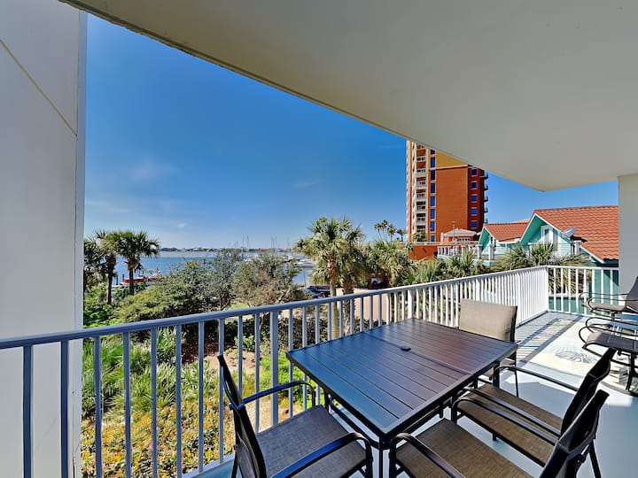 South Harbour #2f | Bay Front + Pool - Pensacola Beach, FL