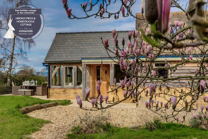 Honeysuckle Cottage - Hot Tub Packages Available - Chipping Campden