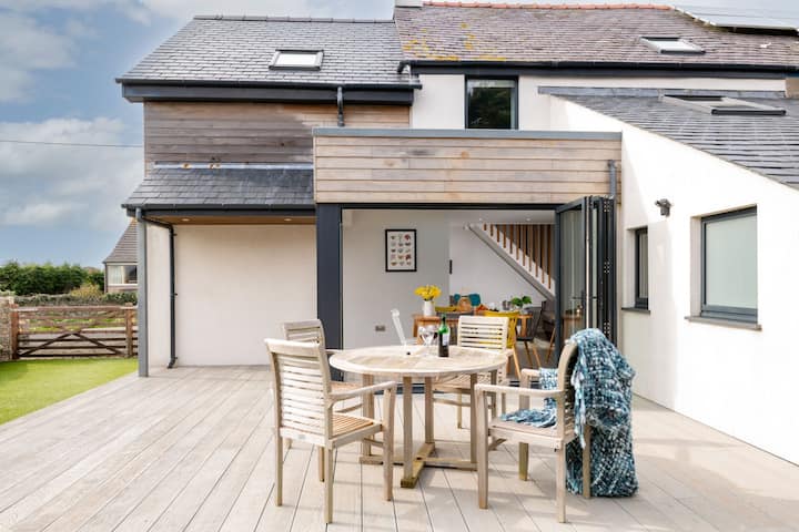 Fronallt : Charming Pet-friendly Home Rhosneigr - Rhosneigr
