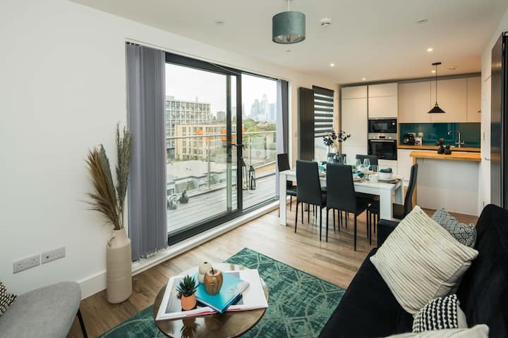 Bethnalgreen Penthouse Duplex City View By Sleepy - London