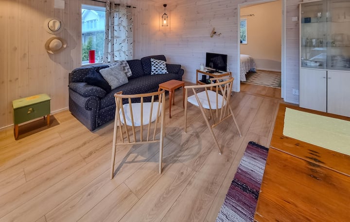 1 Bedroom Lovely Apartment In öDsmål - Stenungsund