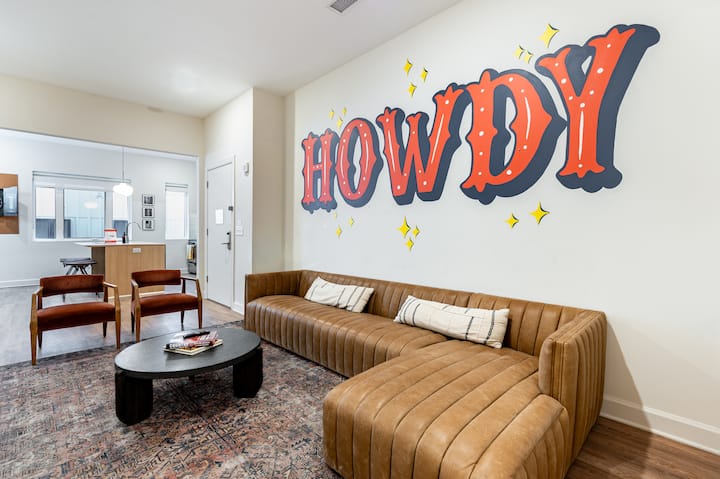 4bdr Suite W/ Private Rooftop | Mins From Broadway - Nashville, TN