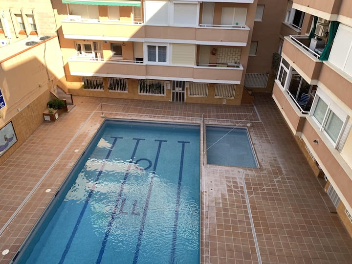 Vivalidays Carina 4 Pax, Pool And Parking - Calella