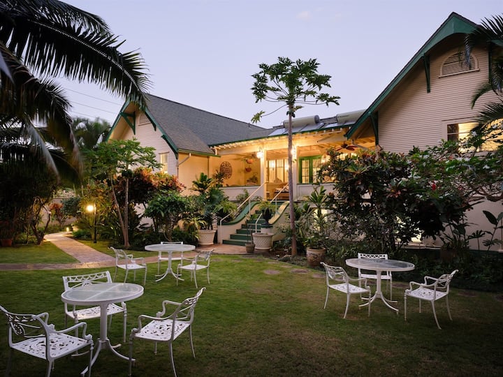 Historic Maui Estate  Weddings & Groups - Kahului, HI