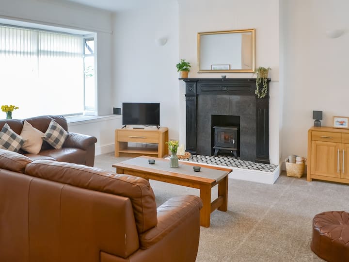 Gibson House - Newbiggin-by-the-Sea