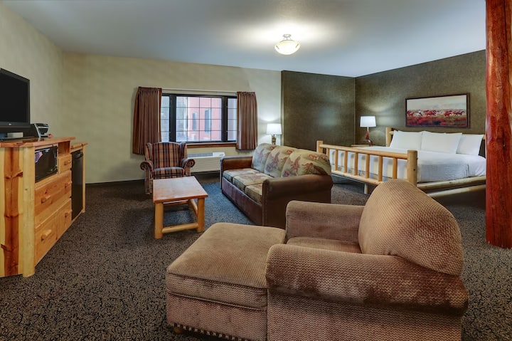 Unique Stays By The Missouri River, Wild West Xp - Sioux City, IA