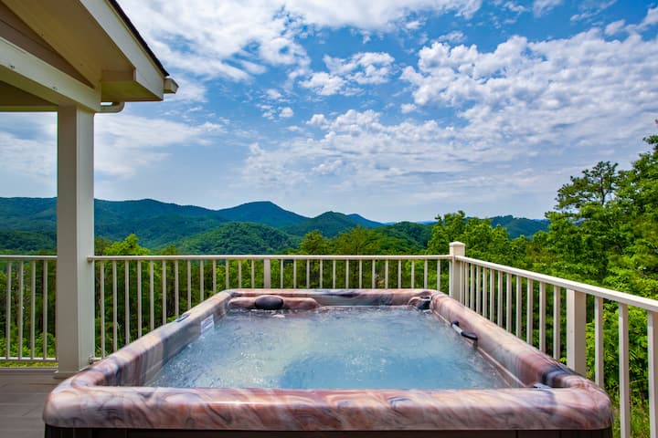 Mountain View Cabin With Hot Tub And Arcade Fun - Townsend, TN