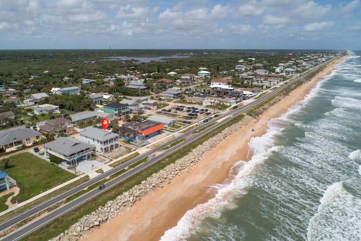 Wave Runner | Ocean Front, Steps To The Beach! - Flagler Beach, FL