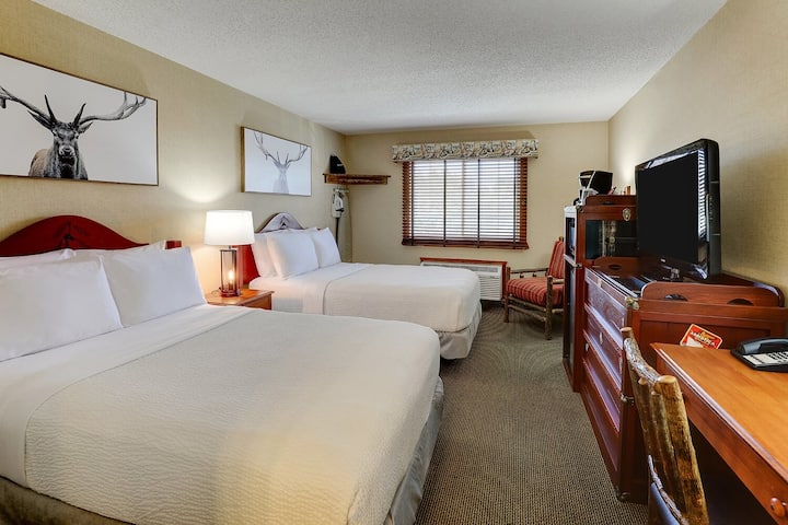 Deluxe 2 Double Stoney Creek Quad Cities | 3 Units - Galena, IL