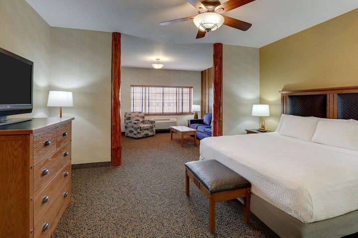 Extended Stay King Suite, Stoney Creek, Pool - Sioux City, IA